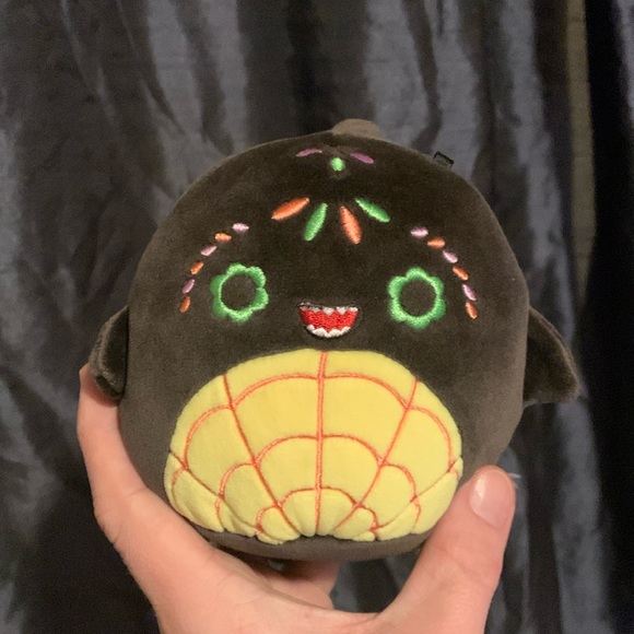 Squishmallows | Toys | Oceana The Shark Day Of The Dead Squishmallow ...